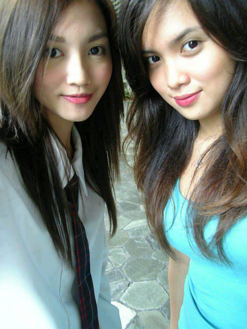 Filipinas Beauty: Pretty Filipina Campus Coed